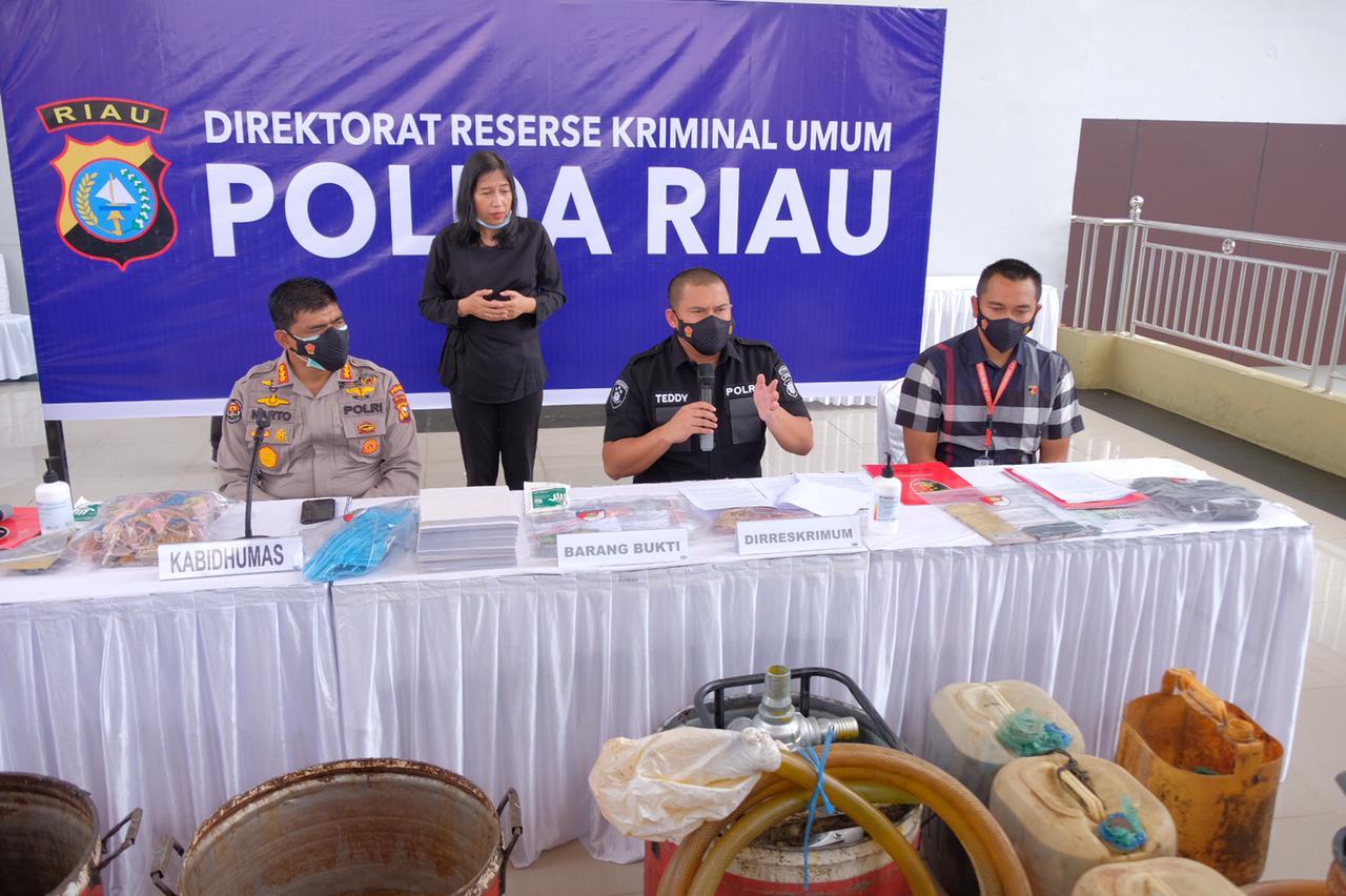 Grebek Gudang CPO Ilegal, Ditkrimum Polda Riau Tangkap 2 Pelaku – Suara Pribumi